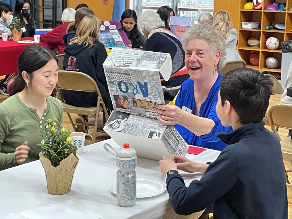 Silver Kite 2 - Generations United